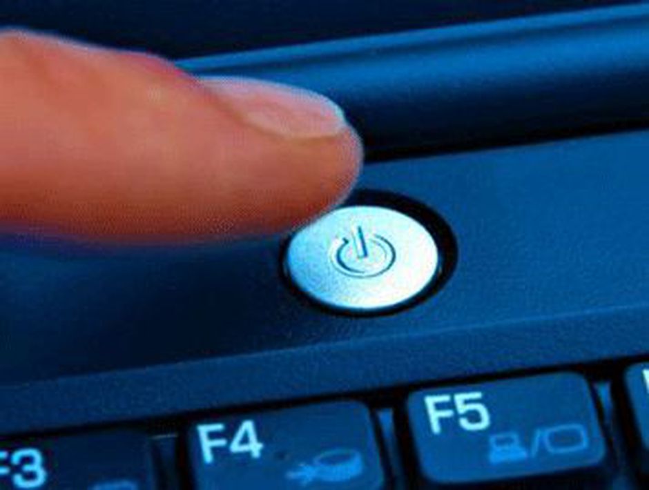 Quick Guide to Reduce Carbon Footprint of your PC | myhalo